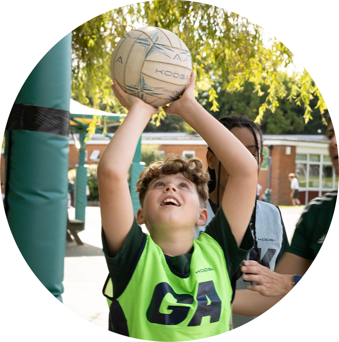 Emmbrook Junior School, Junior School in Wokingham – Nurture, Grow, Thrive
